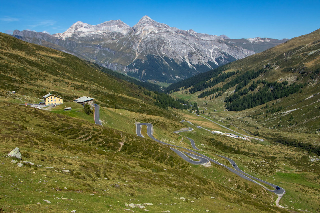 Du col de Splügen à Brig – 2 L à vélo