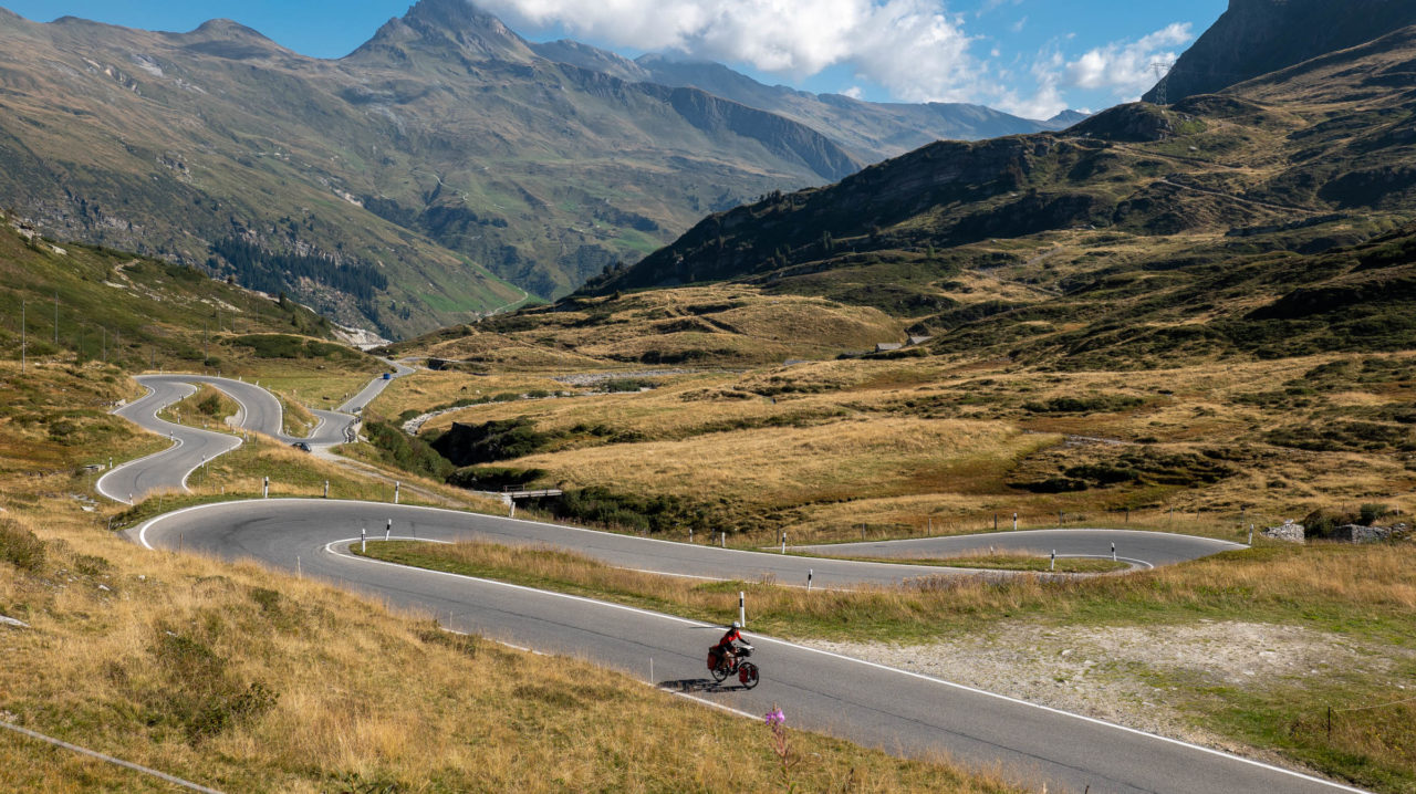 Du col de Splügen à Brig – 2 L à vélo